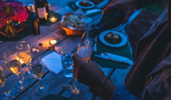 “The party is over”, 这句话如何理解? - Will的美语课